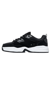 DC Shoes